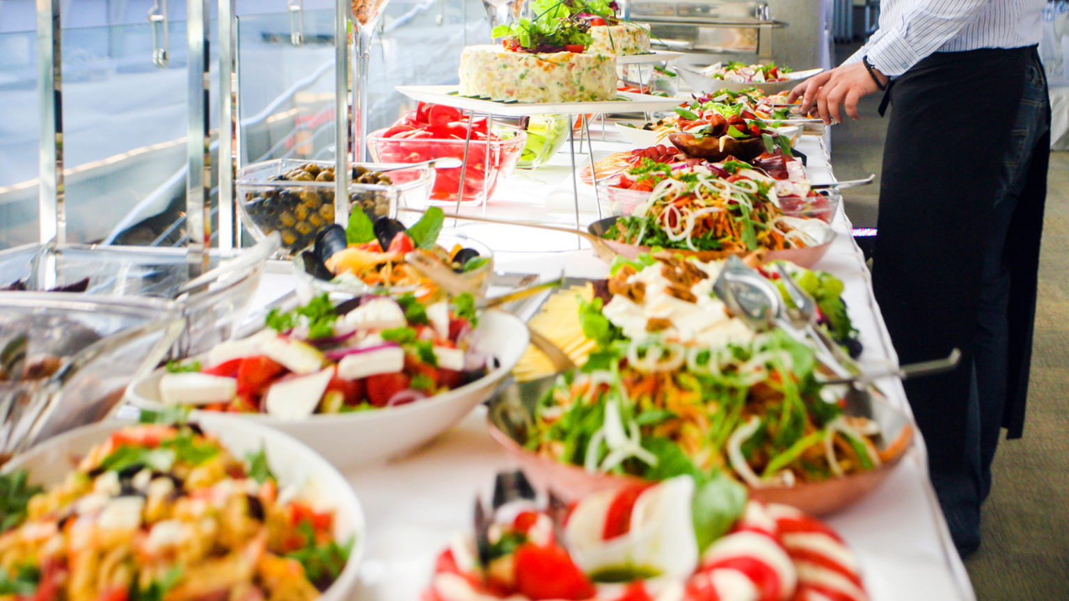 6 STEPS TO CHOOSING THE BEST WEDDING CATERING SERVICES - LavandaMichelle