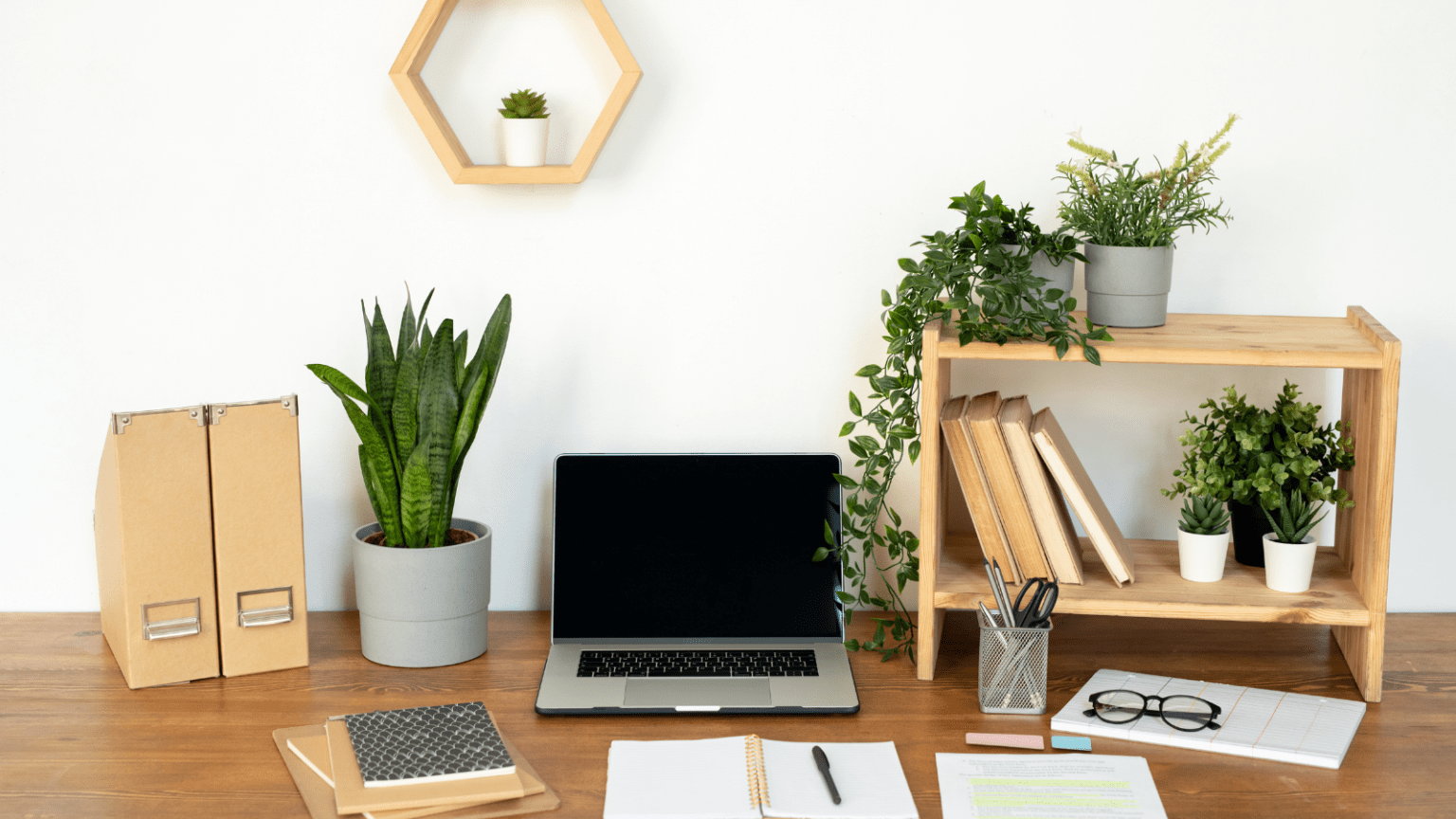 Why Getting Your Workstation Right Can Be a Big Deal - LavandaMichelle