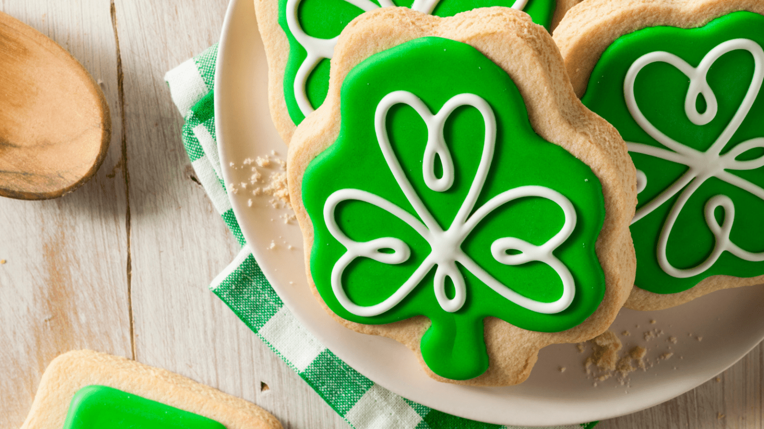 St. Patrick's Day Shamrock Shaped Cookies - LavandaMichelle