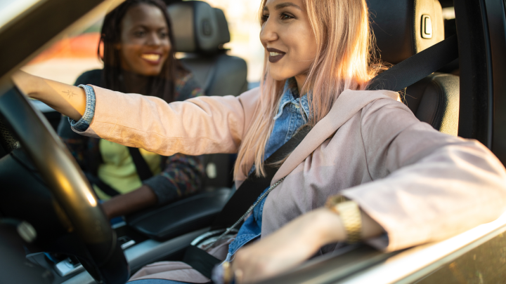 Professional Tip for Women Driving Safely - LavandaMichelle