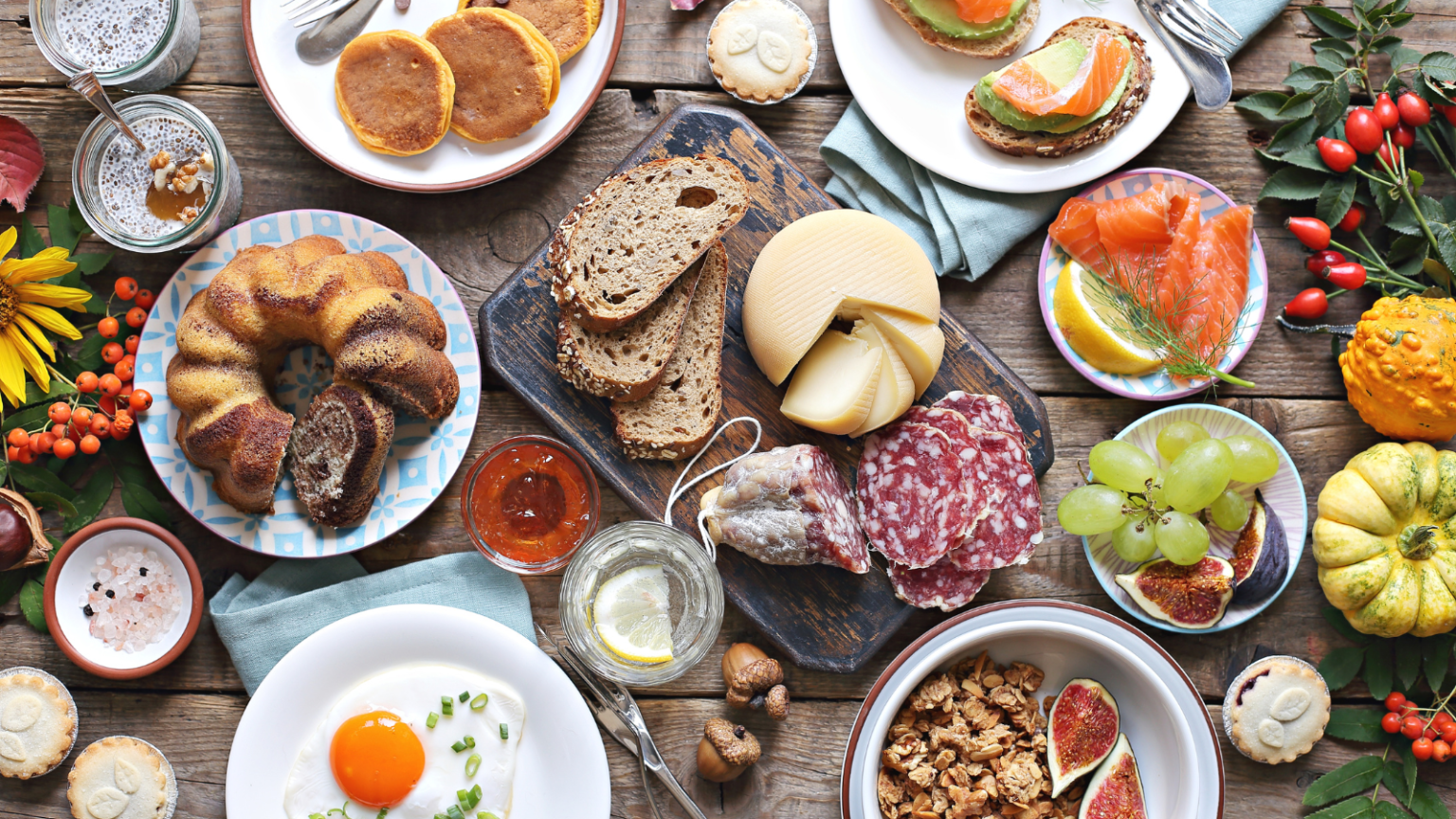 Thanksgiving Brunch: A Delicious Morning Celebration - LavandaMichelle