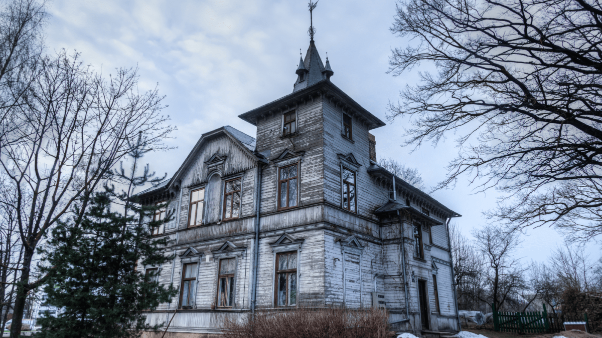 Spooky Road Trip: Famous Haunted Locations to Visit This Halloween ...