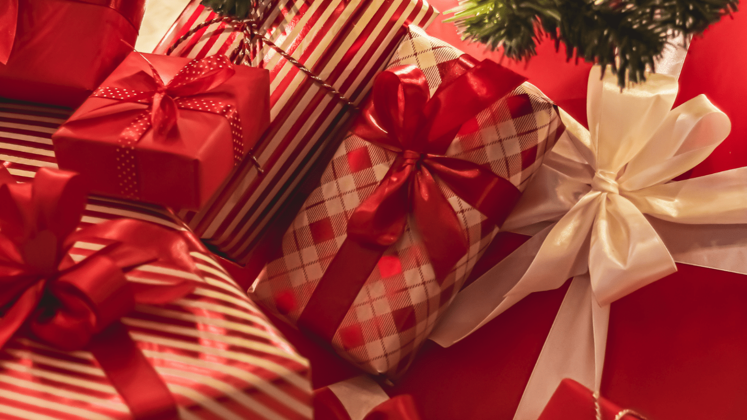 Celebrate the Magic of Christmas: Traditions, Inspiration, and Tips for ...